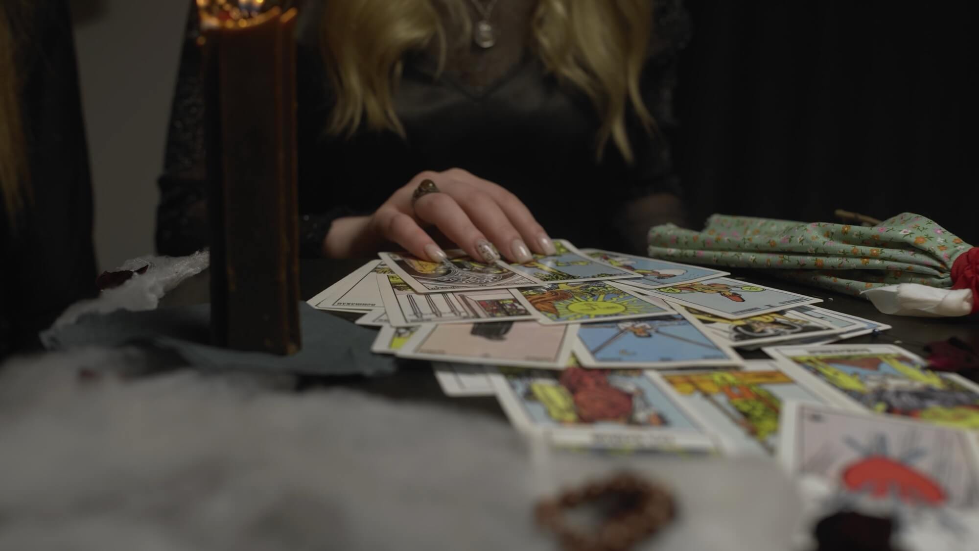 Tarotscopo del fin de semana del 3 y 4 de enero para cada signo